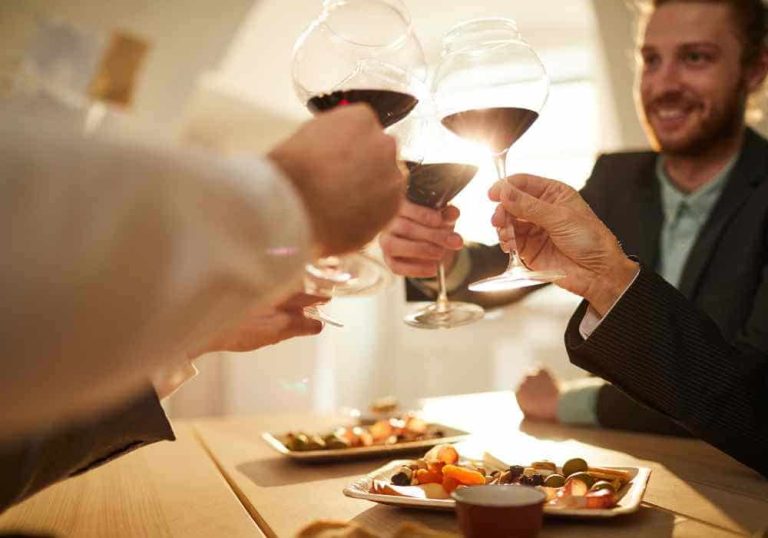 12 Customs and Etiquette in Russian Business