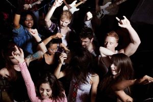 11 Mosh Pit Etiquette and Rules - Excellentetiquette