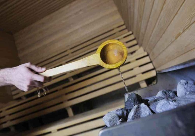 Sauna Etiquette: 15 Do’s and Don’ts - Excellentetiquette