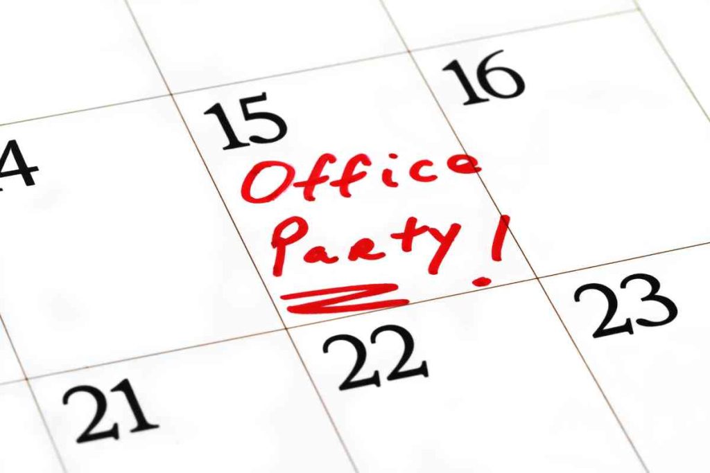 Office Party Etiquette: 12 Do's and Don'ts