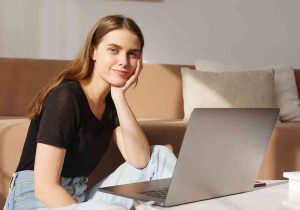 How to address a woman if you don't know if she's married?